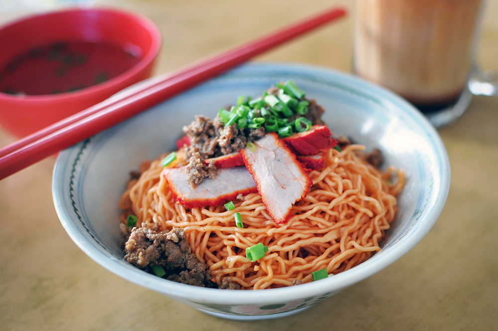 Kuching Kolo Mee: The Famous Noodle Dish from Sarawak | The Ambitious ...