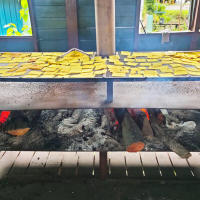 Tebaloi: The Delicious Sago Snack of the Melanau People | The Ambitious ...