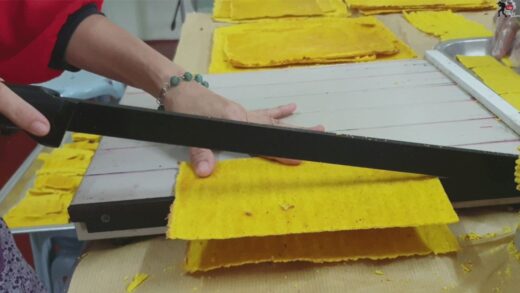 Tebaloi: The Delicious Sago Snack of the Melanau People | The Ambitious ...