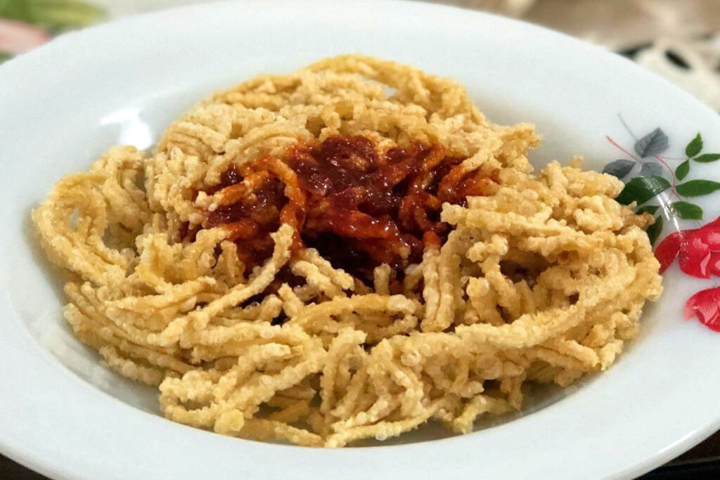 Mee Siput: The Traditional Crispy Snack from Muar